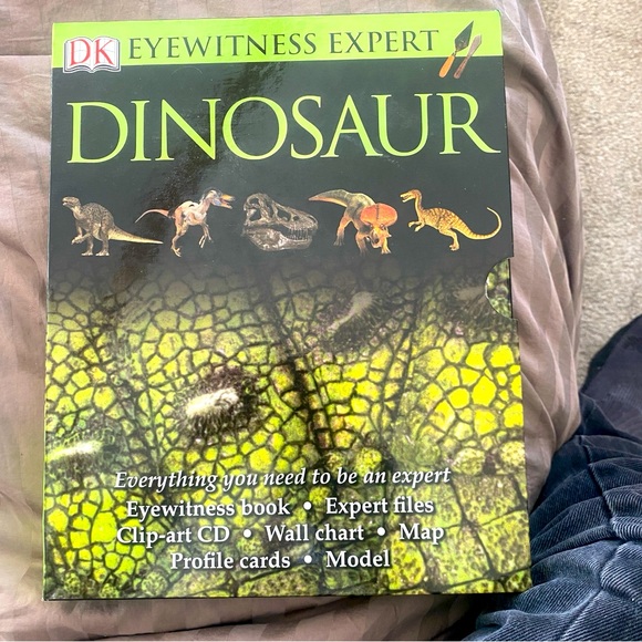 DK Publishing | Toys | Dk Publishing Eyewitness Expert Dinosaur Eyewitness Experts | Poshmark